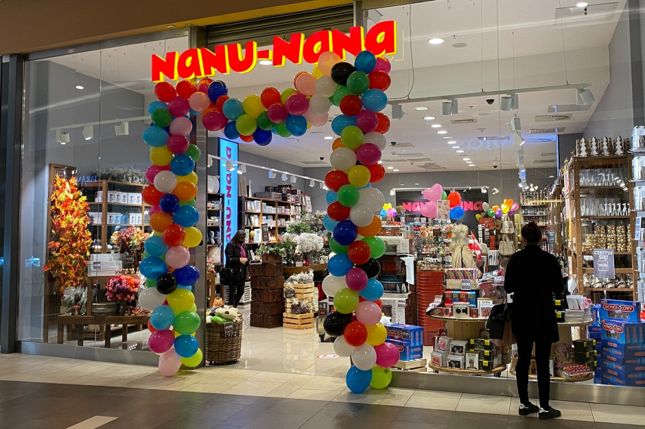 Dekoracyjny koncept Nanu-Nana wchodzi do Poznania