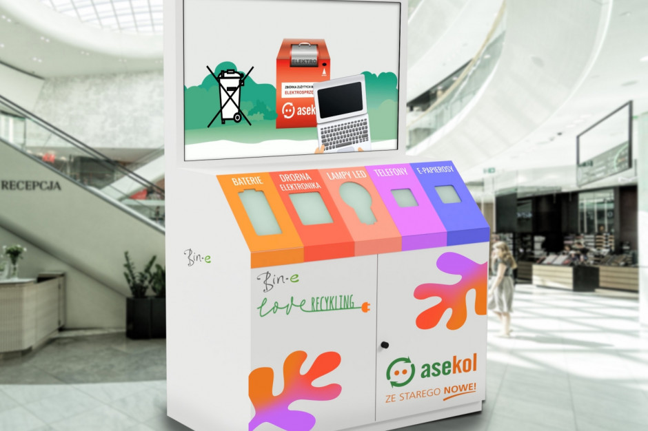 Pierwszy w Polsce Smart Ecobox Asekol w Placu Unii