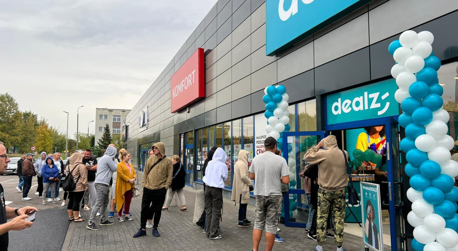 Dealz otworzył 11 nowych sklepów w ciągu jednego. Zbliża się do 300 ...