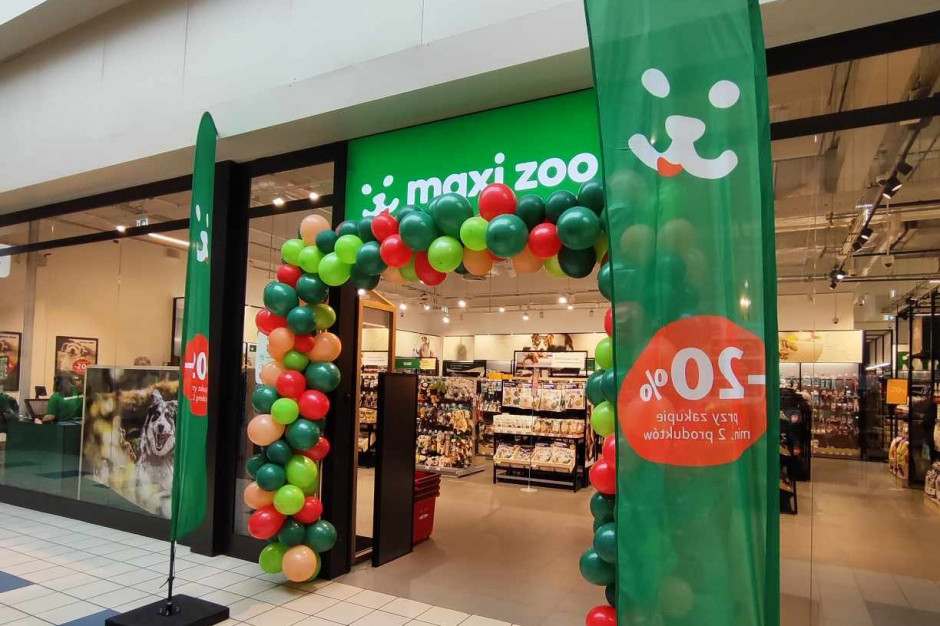 Sklep Maxi Zoo w formacie 3.0 z barem dla zwierząt (zdjęcia)