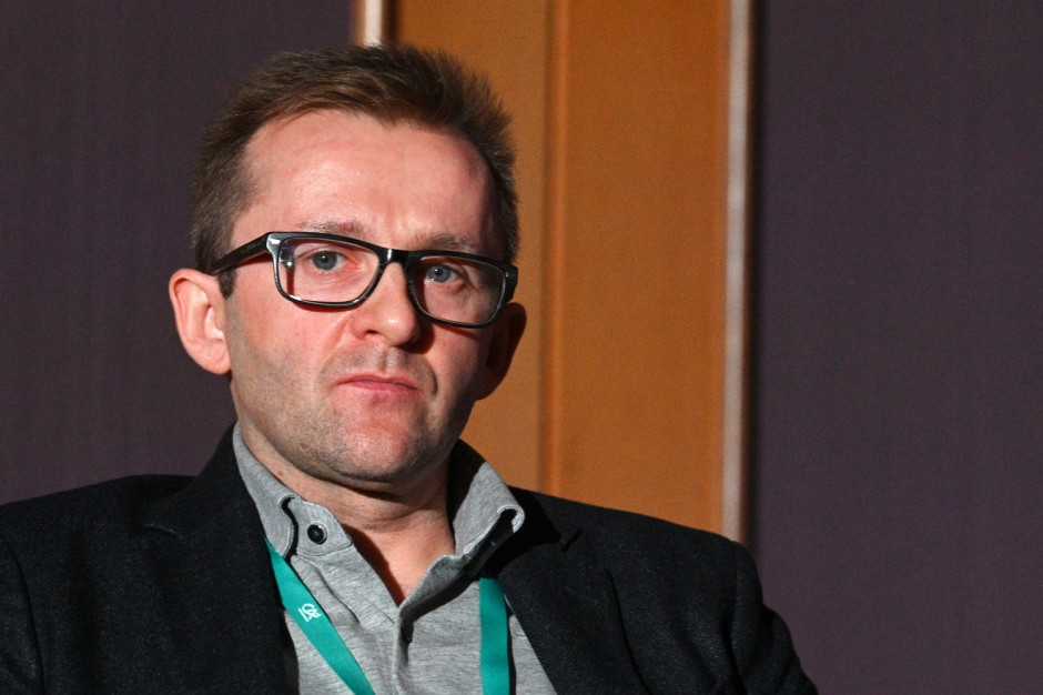 Nowe generacje klientów rozdają karty w handlu